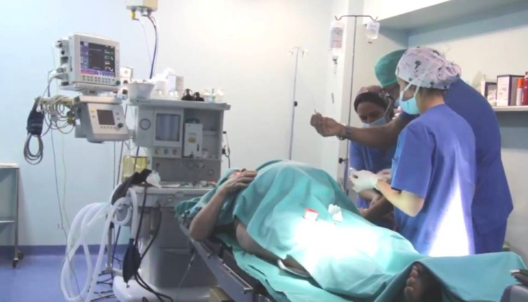 64-Year-Old Spanish Woman Gives Birth to Healthy Twins | Pregnant Life