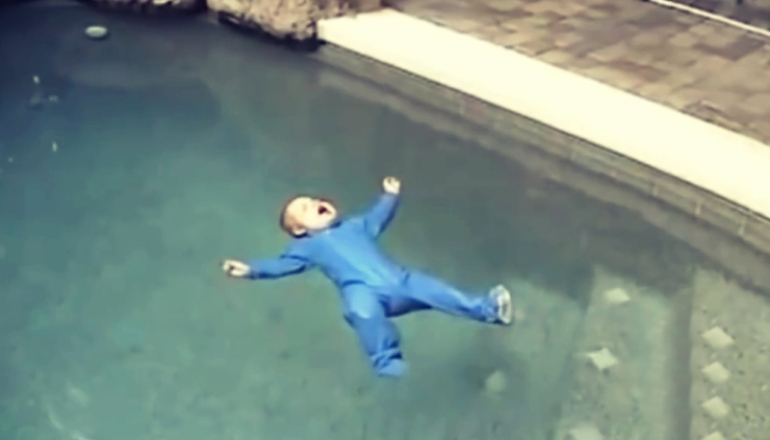Baby Swims After Falling in Pool: Infant Swimming Resource | Pregnant Life